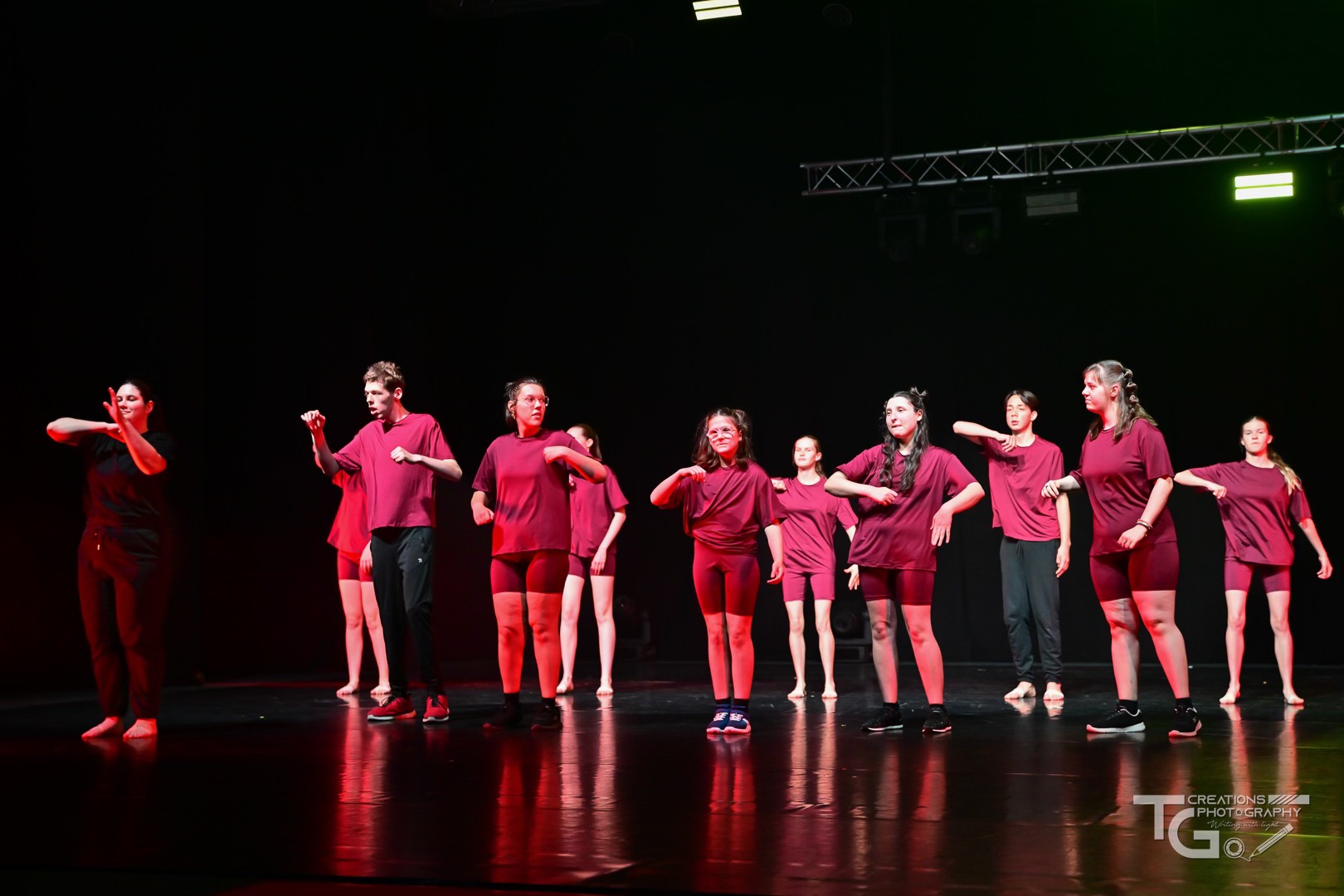 DANCE AND FUN – Waar we jouw talenten in de spotlight zetten!